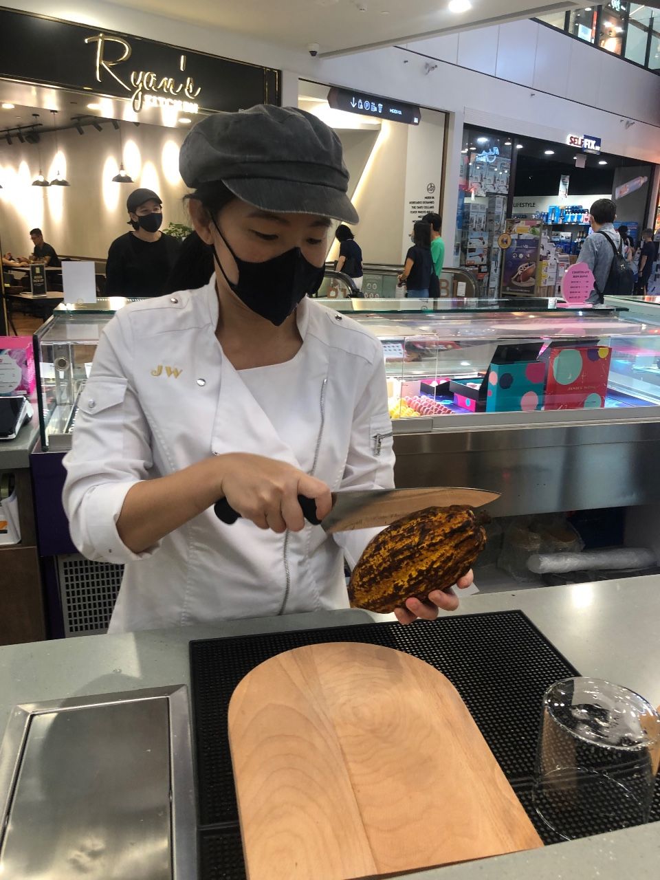 Pure Imagination is Janice Wong's New Bean-to-Bar Chocolate Space at ...