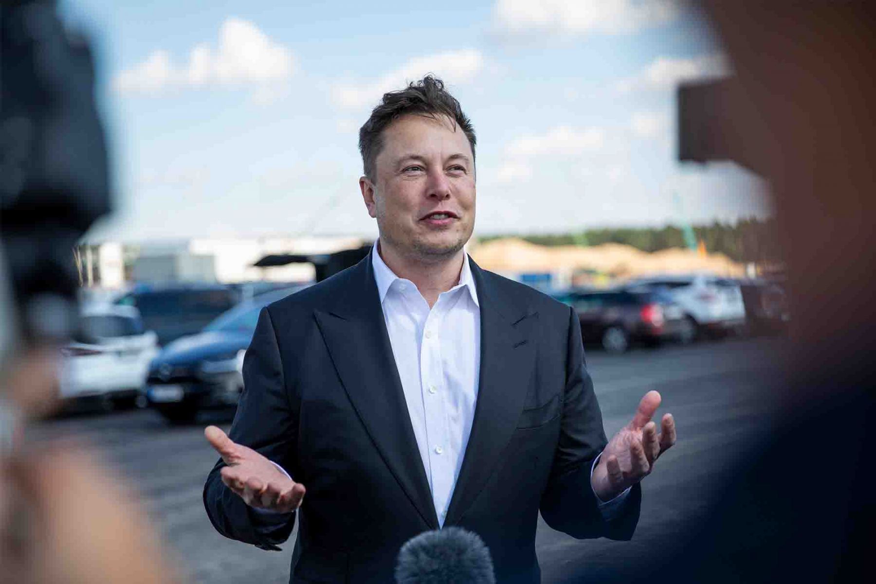Elon Musk's Tesla Has Officially Reached a US$1 Trillion Valuation ...