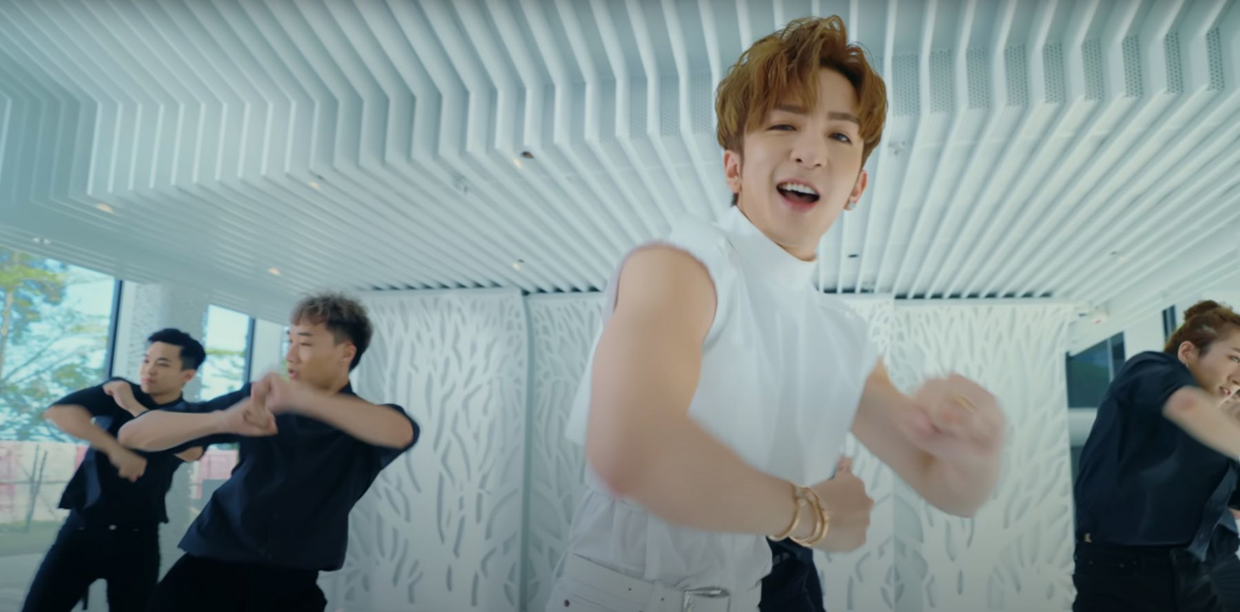 【聖誕禮物2021】Anson Lo@Mirror教主代言手袋/美妝/珠寶首飾/香水/耳機/GODIVA｜附購買連結 | Tatler Asia