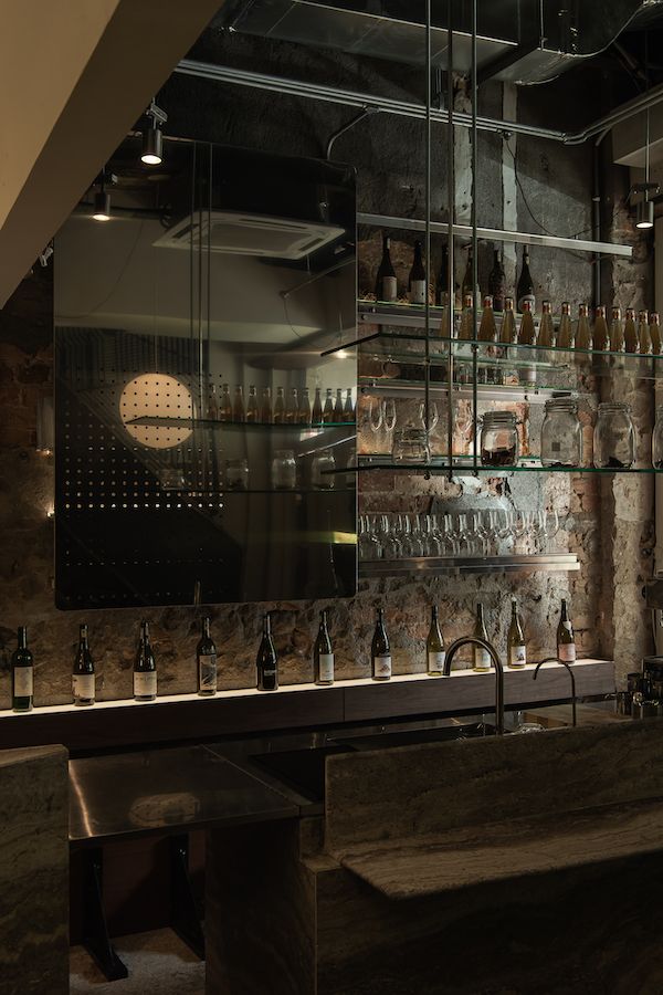 A Resto-Bar in Chinatown Features a Design that Reflects the Area's ...