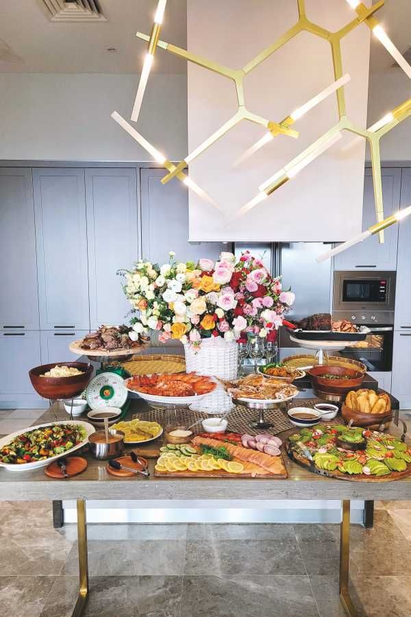 Celebrate Good Times: Tips and Tricks for Planning and Throwing the ...