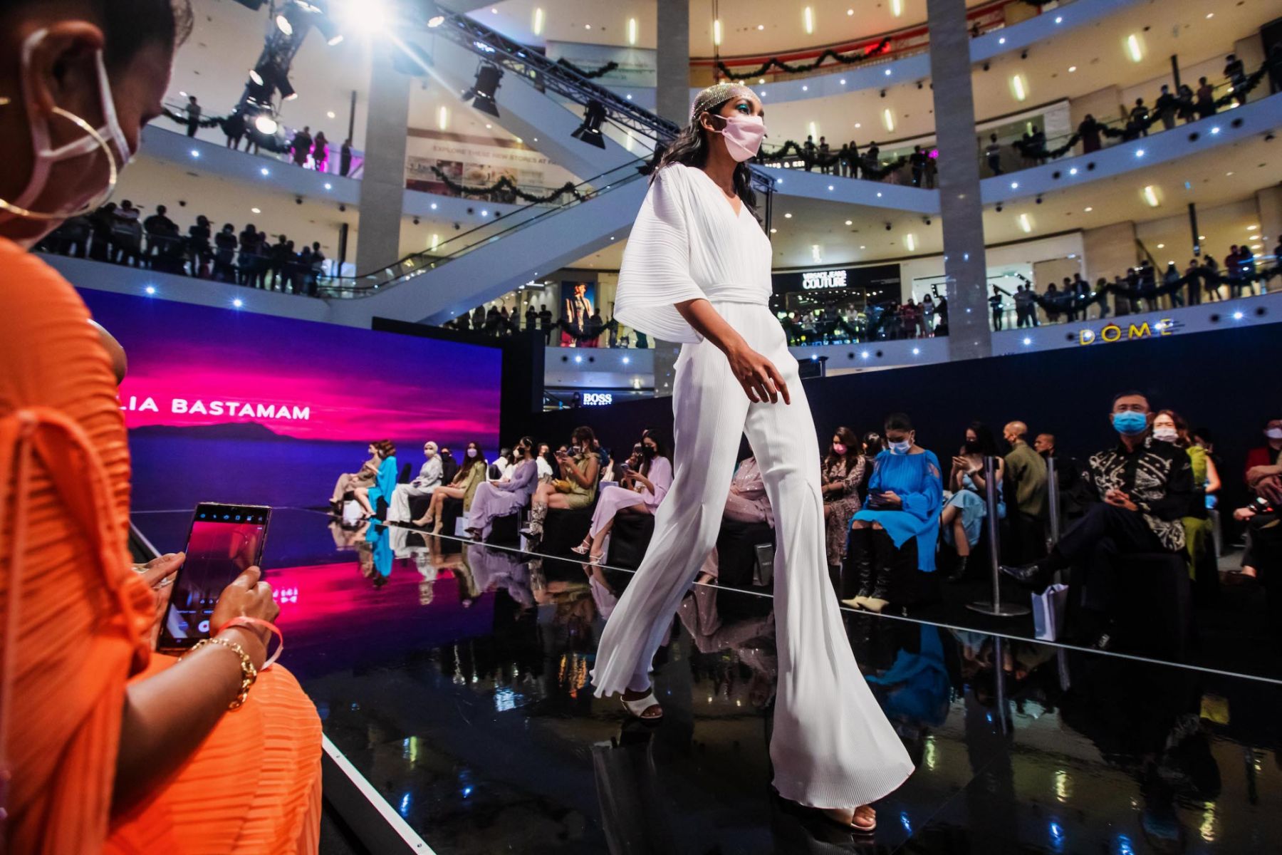 Highlights from KLFW 2021: Alia Bastamam, Kit Woo, Behati and More ...