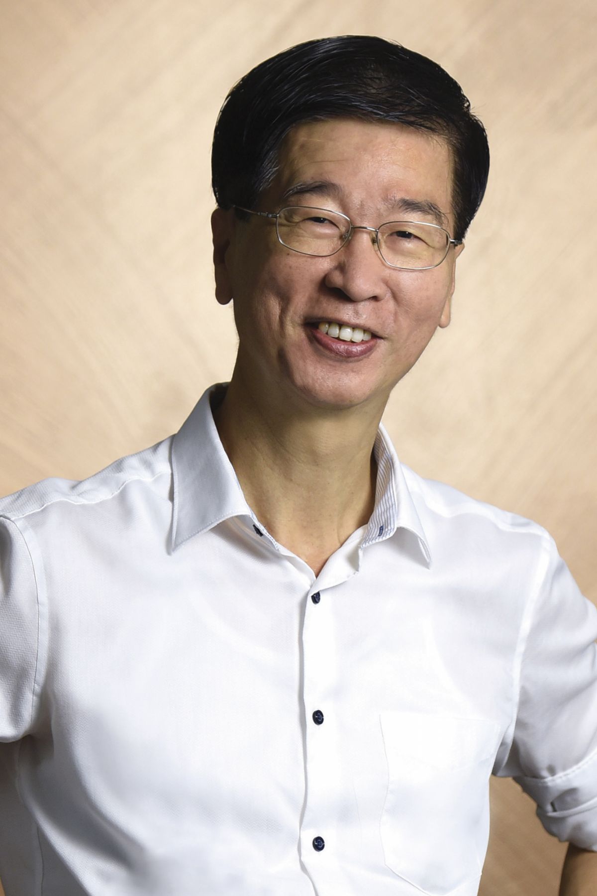 Robin Ang's Instagram, Twitter & Facebook on IDCrawl