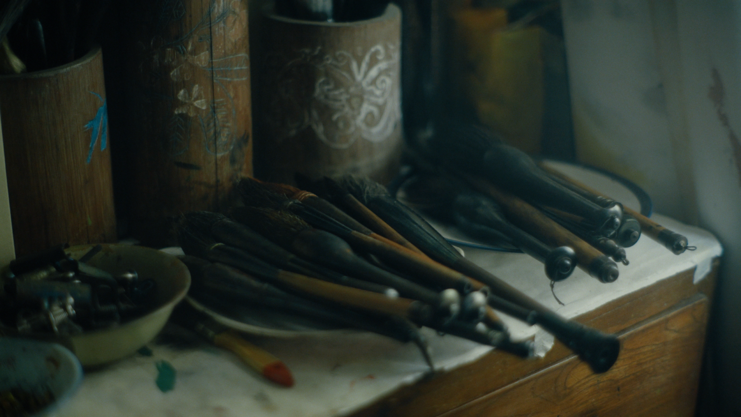 Home Is Where the Art Is: Collecting Local With Gallerist Jazz Chong of ...