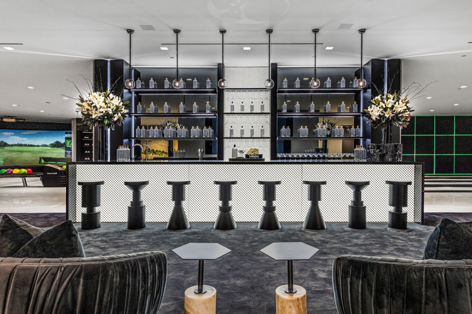 Inside The One, A Los Angeles Luxury Mansion Set to Auction Online For ...