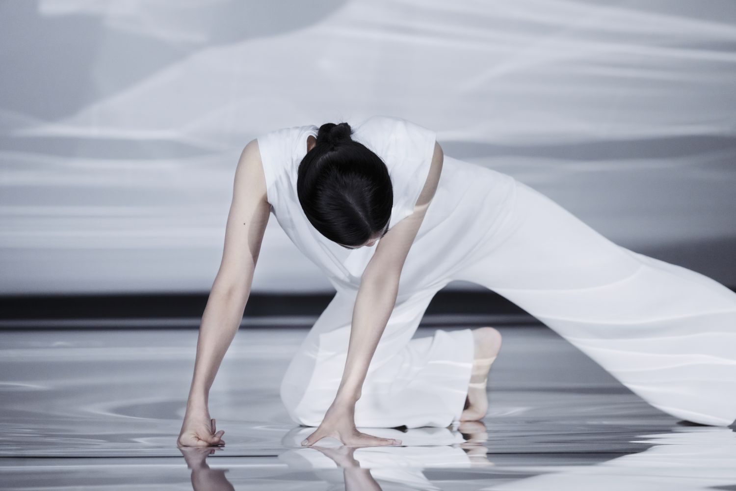 La Prairie and Wen-Chi Su Explore Art, Science, And Movement in The ...