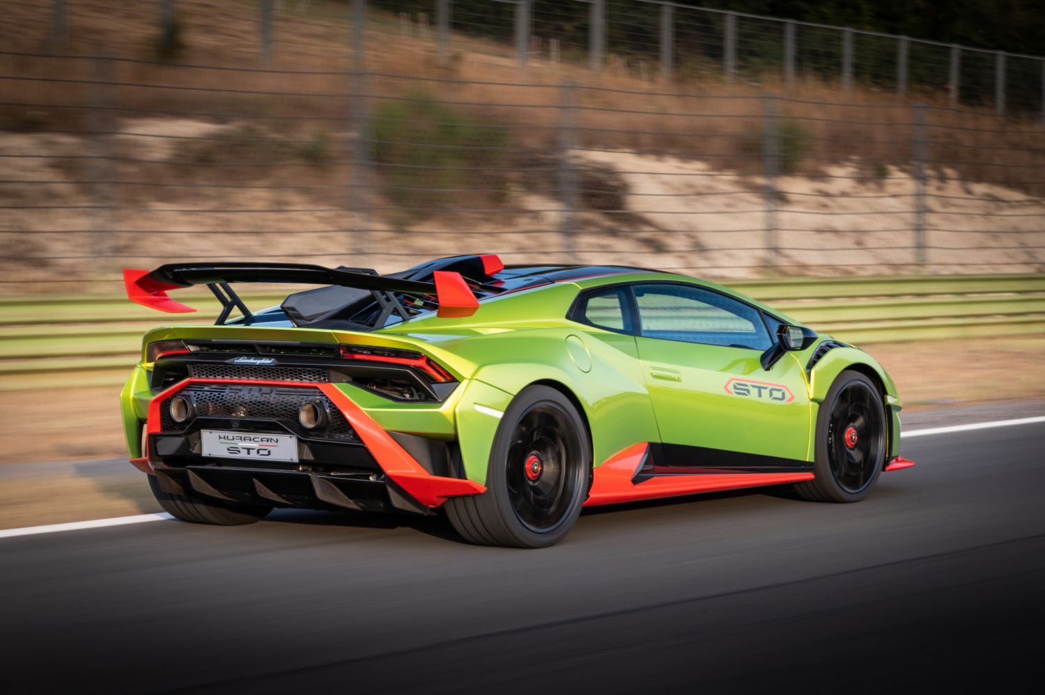 Review: Lamborghini Huracan STO Makes One Last Hurrah For Traditional ...