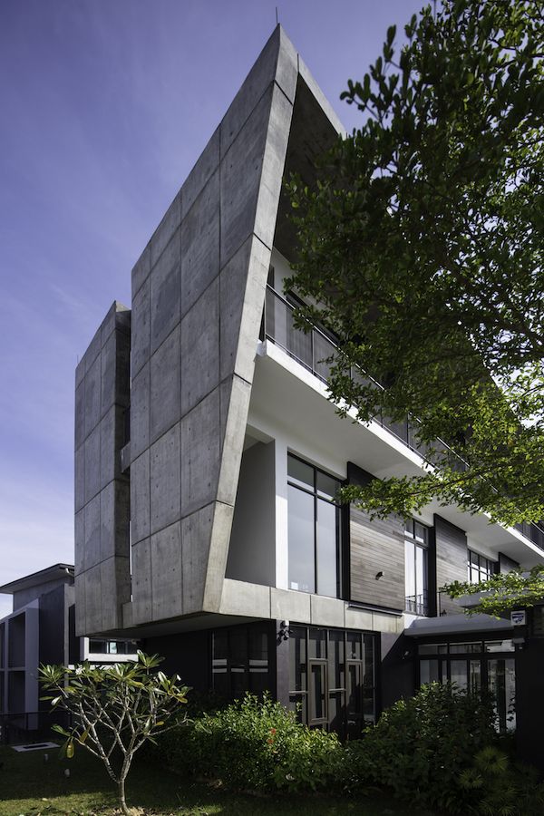 A Modern Tropical Bungalow on a Triangular Site | Tatler Asia
