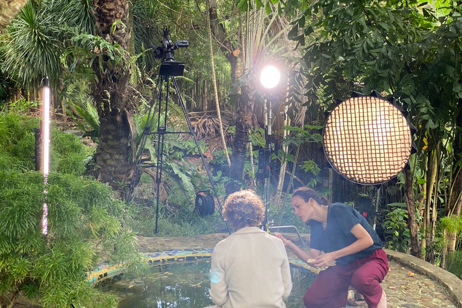 Filipino Dominic Bekaert of ZooPraxi Studio Directs FKJ’s New Music ...