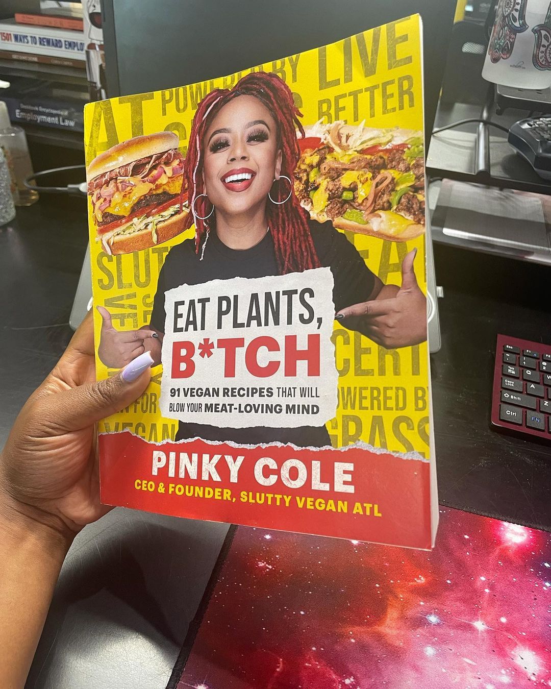 Slutty Vegan想成健康版麥當勞，Pinky Cole創一夜情性感素漢堡熱賣 | Tatler Asia