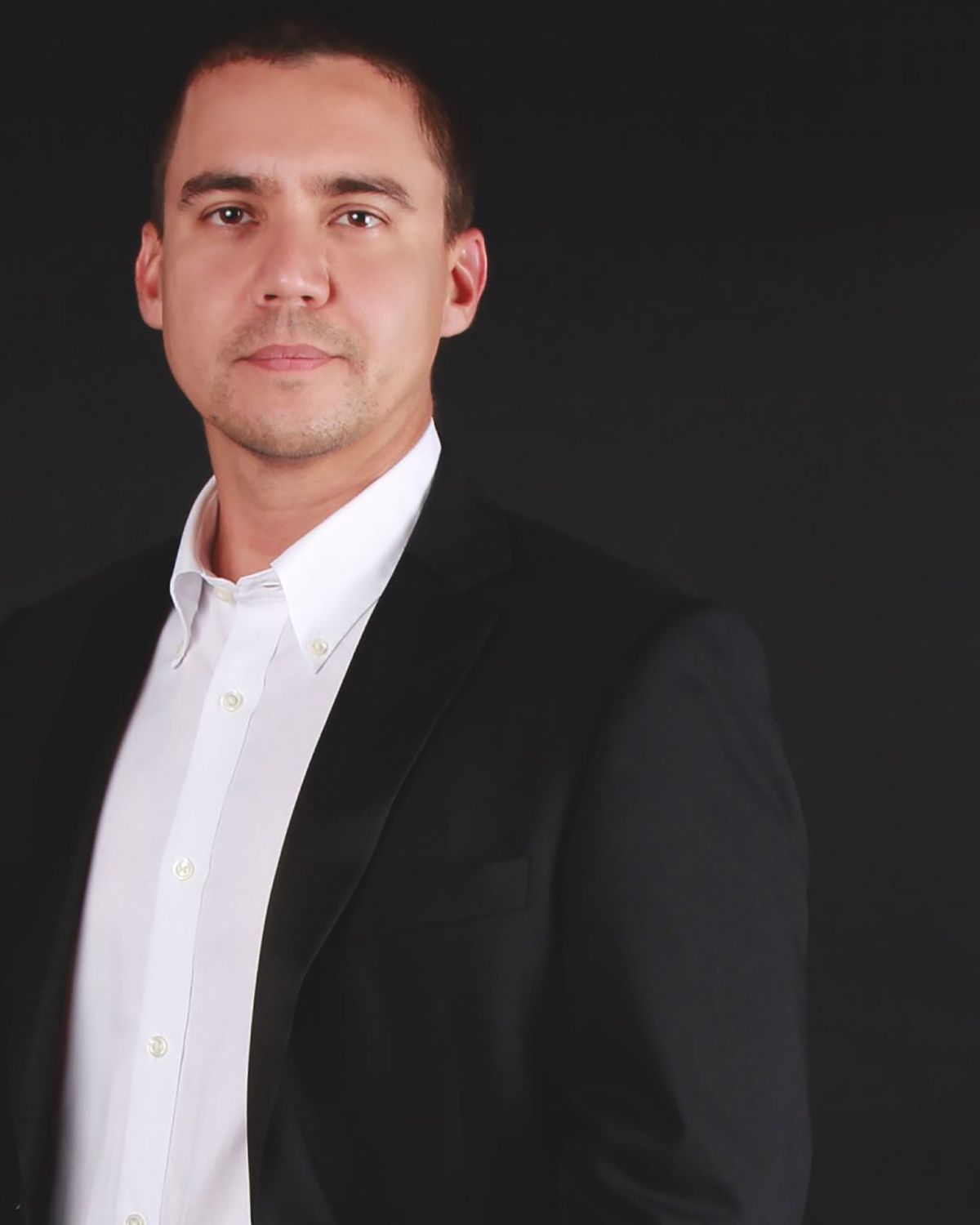 Gelo Mañosa on What Sets Filipino Architecture and Design Apart ...