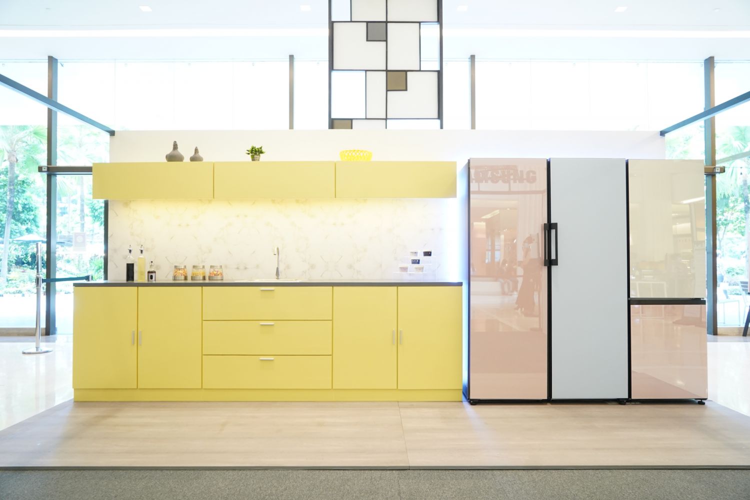 Reinventing Your Kitchen Space With The New Bespoke Refrigerator From ...