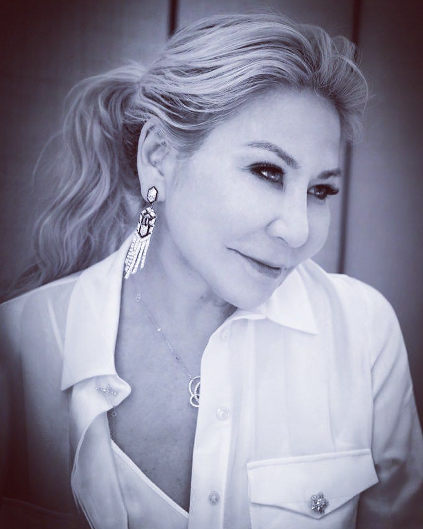 《璀璨帝國》安娜Anna Shay女王7件小事：教搶匪搶錢包、跟Christine真的不合？ | Tatler Asia