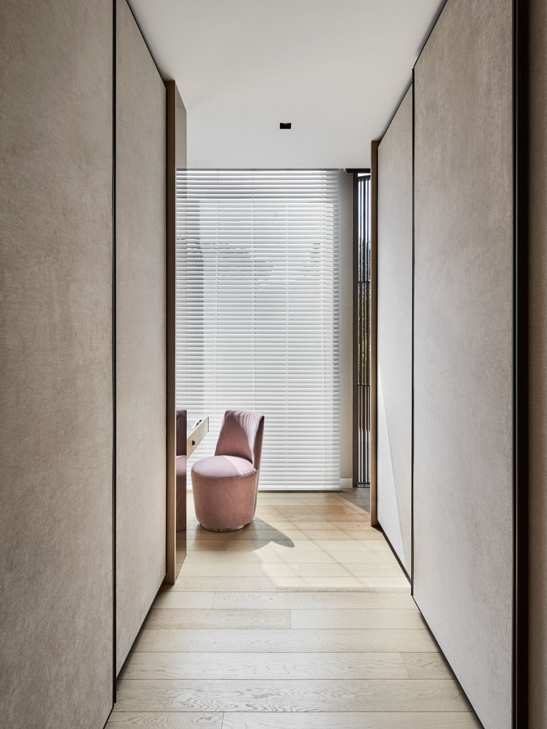 RT+Q Architects and Peter Tay Studio Design A Modern Monochromatic ...