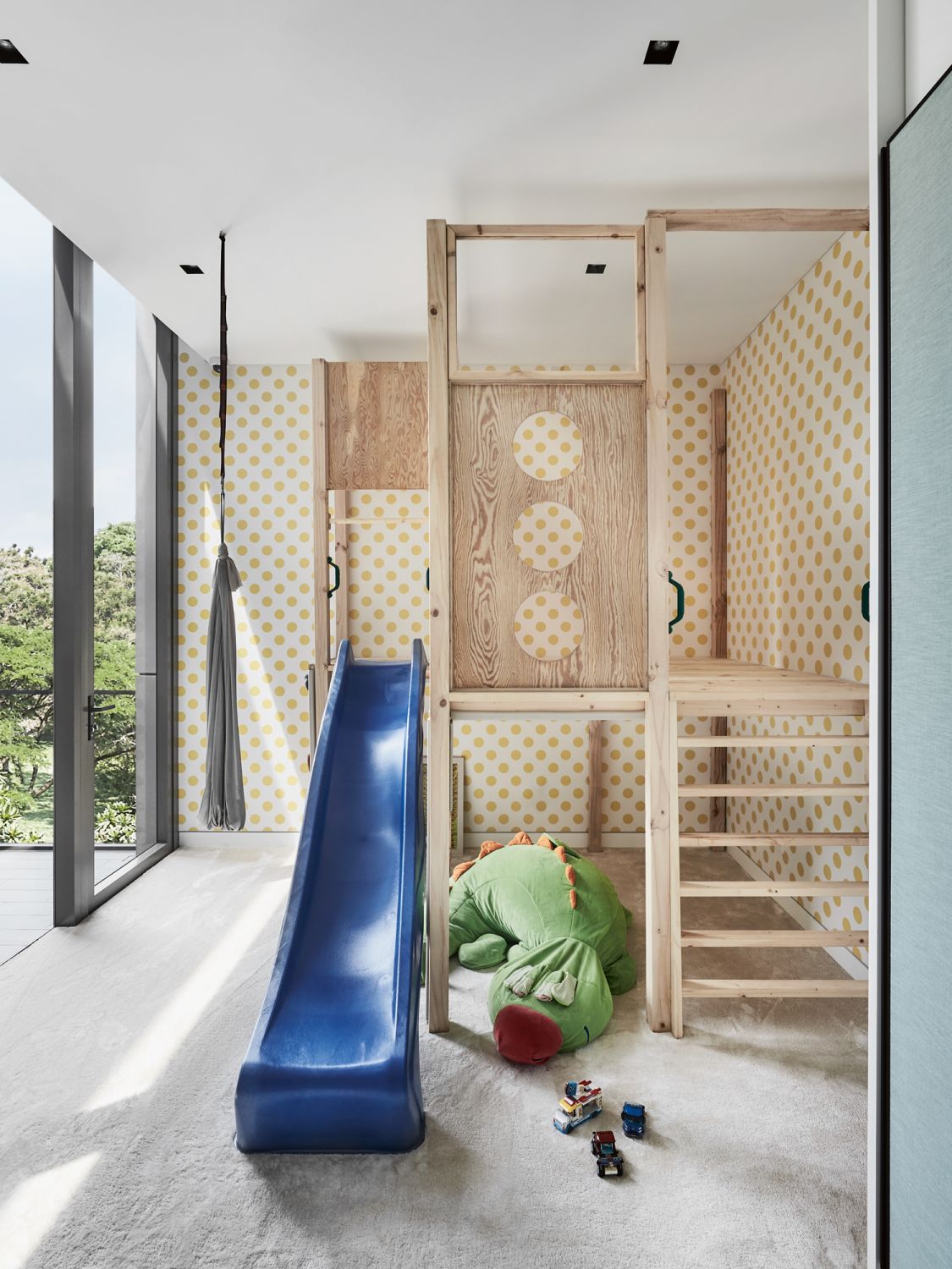 RT+Q Architects and Peter Tay Studio Design A Modern Monochromatic ...