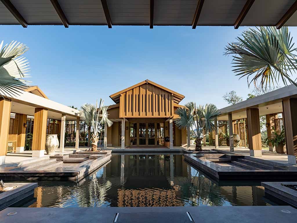 Review: Bangkok’s Rakxa Wellness Retreat Is What You Need For a ...
