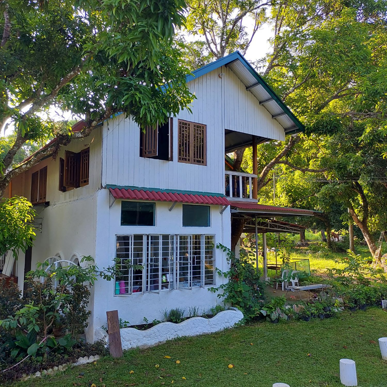 Manny Garibay's Linangan Art Residency and its Mentorship Program for ...
