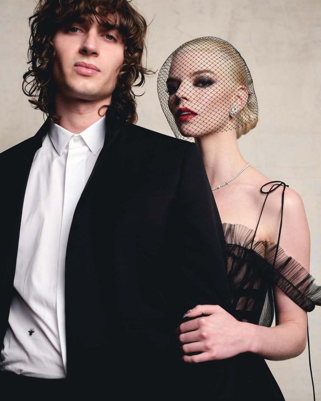 安雅泰勒喬伊閃婚老公Malcolm McRae是誰？生日同一天、最愛一起吃早餐 | Tatler Asia