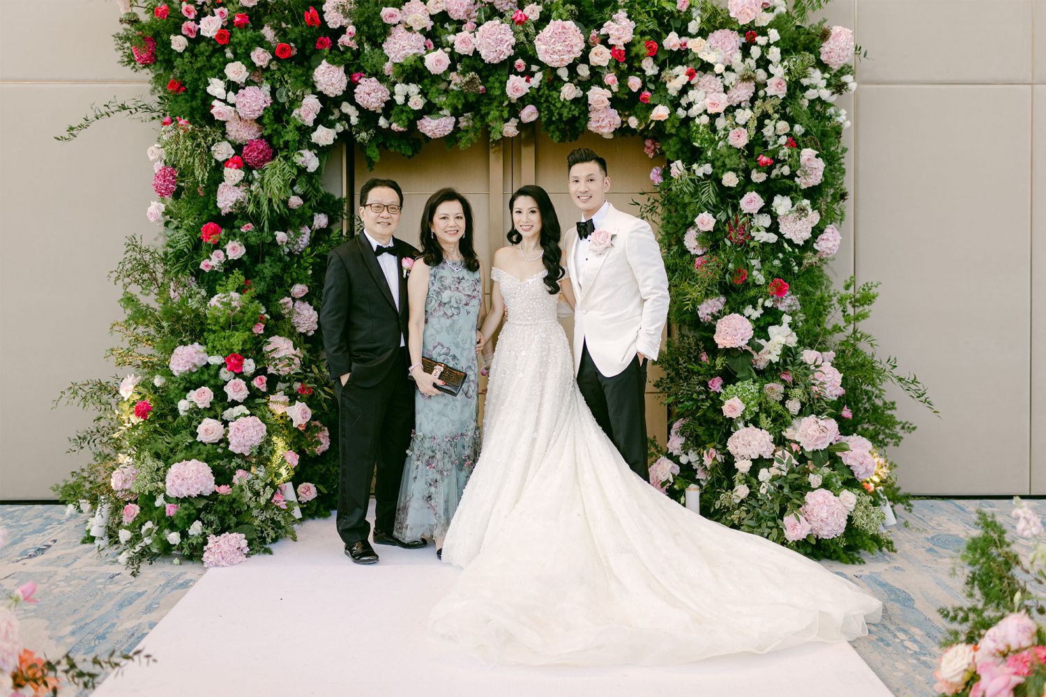 Inside the Floral-Themed Wedding of Yeoh Pei Teeng and Christopher Lim ...
