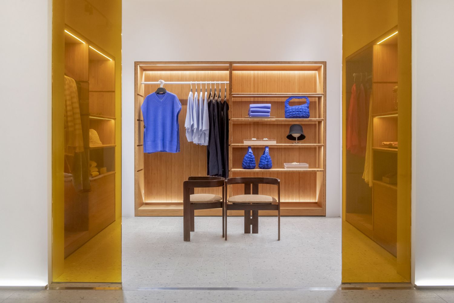 COS台北101開幕！5大亮點搶先看：融合永續的極簡時尚風範、秘境綠試衣間美出新高度 | Tatler Asia