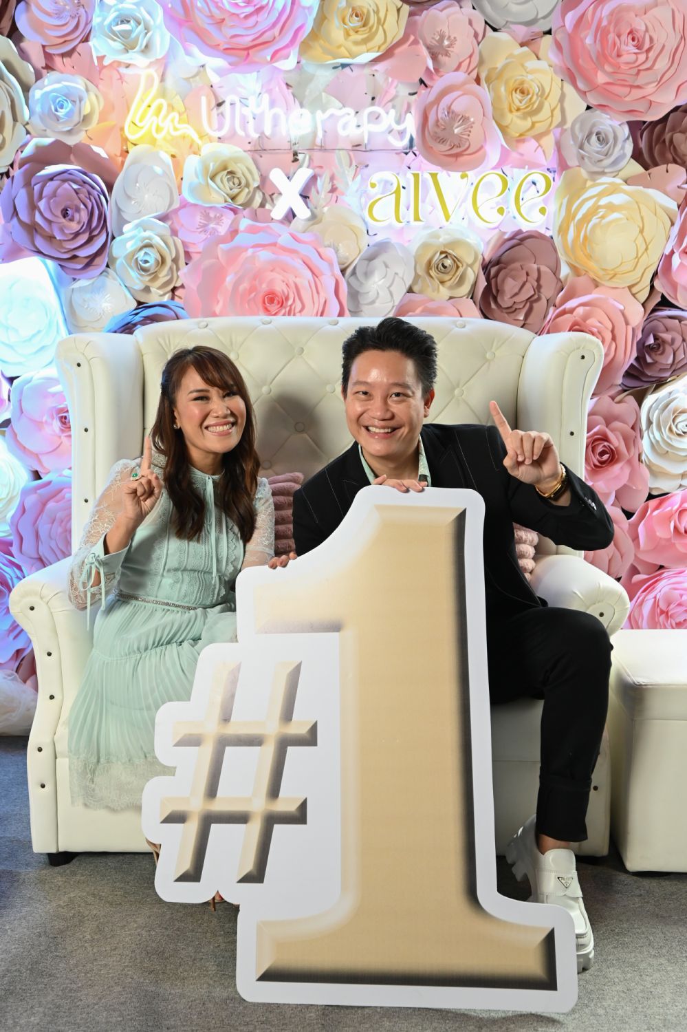 Sparkling Successes: The Aivee Clinic Wins the 7-Star Overall Award for ...