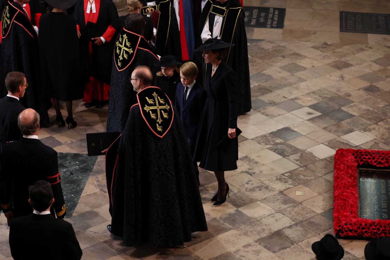 In Pictures: Queen Elizabeth II’s Funeral Takes Place at Westminster ...