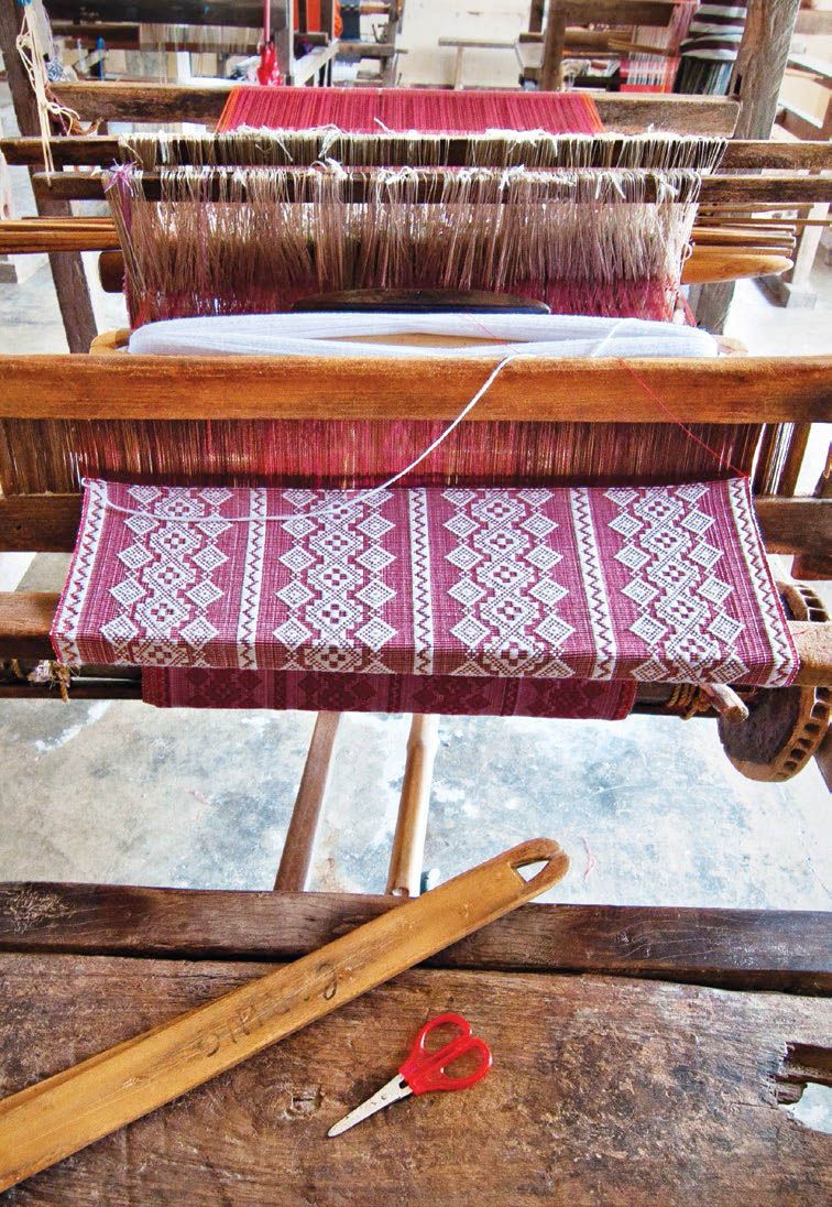 Interior Decorator Ram Bucoy Teaches Us How to Incorporate Indigenous ...