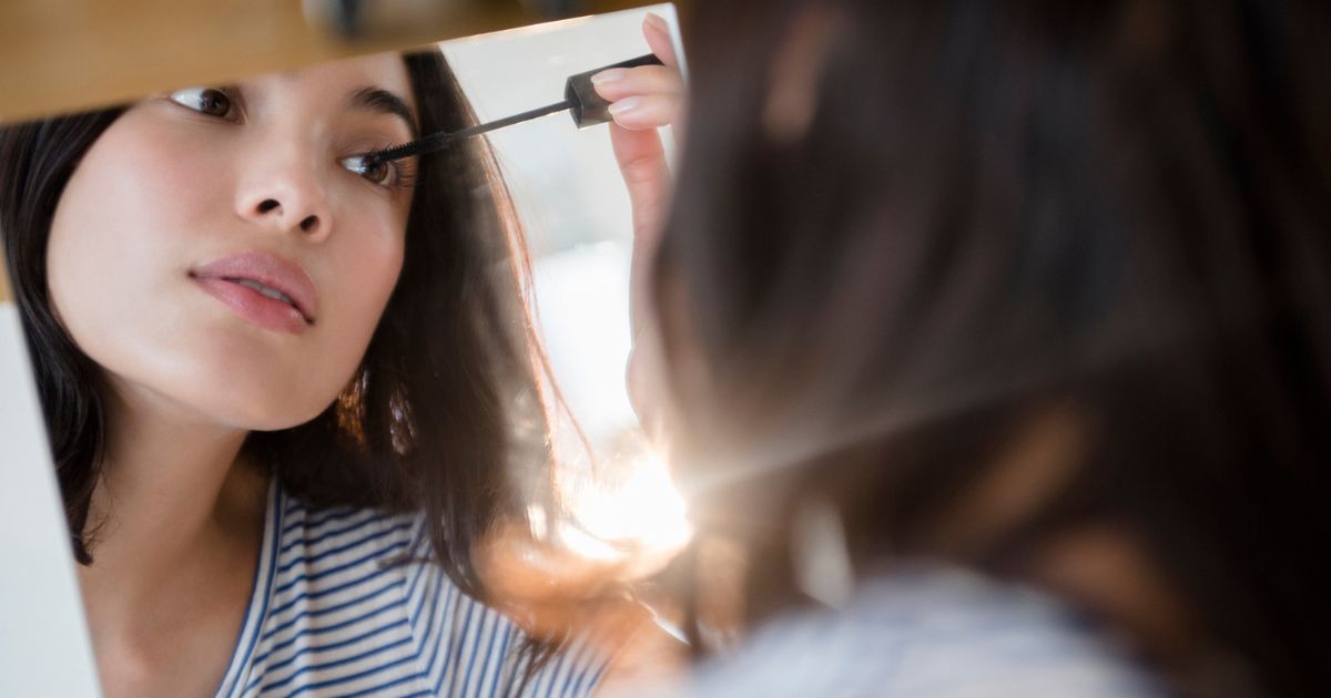 How to Master a Simple ‘No Makeup’ Makeup Look: A Beginner’s Guide ...