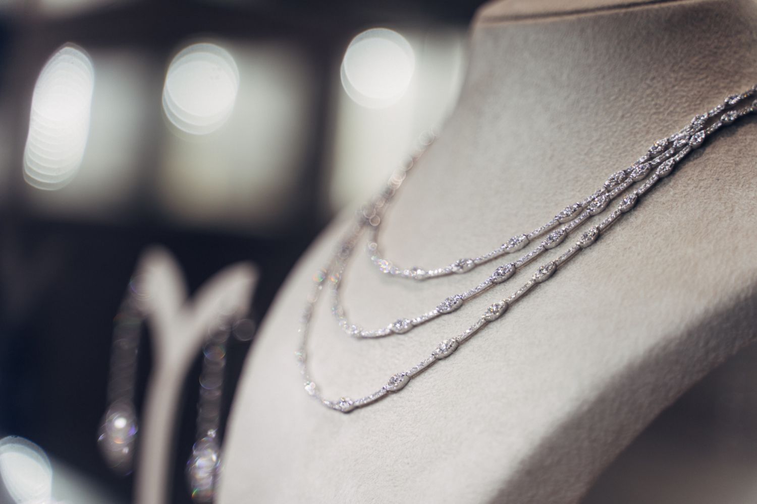 Diane Chia and Raja Jesrina Arshad Get Ready With Adris Jewellers ...