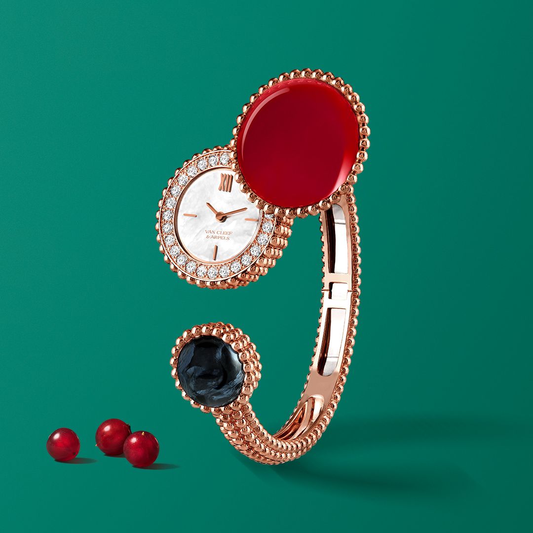 Van Cleef & Arpels Introduces New Perlée Creations Enhanced by Artist ...