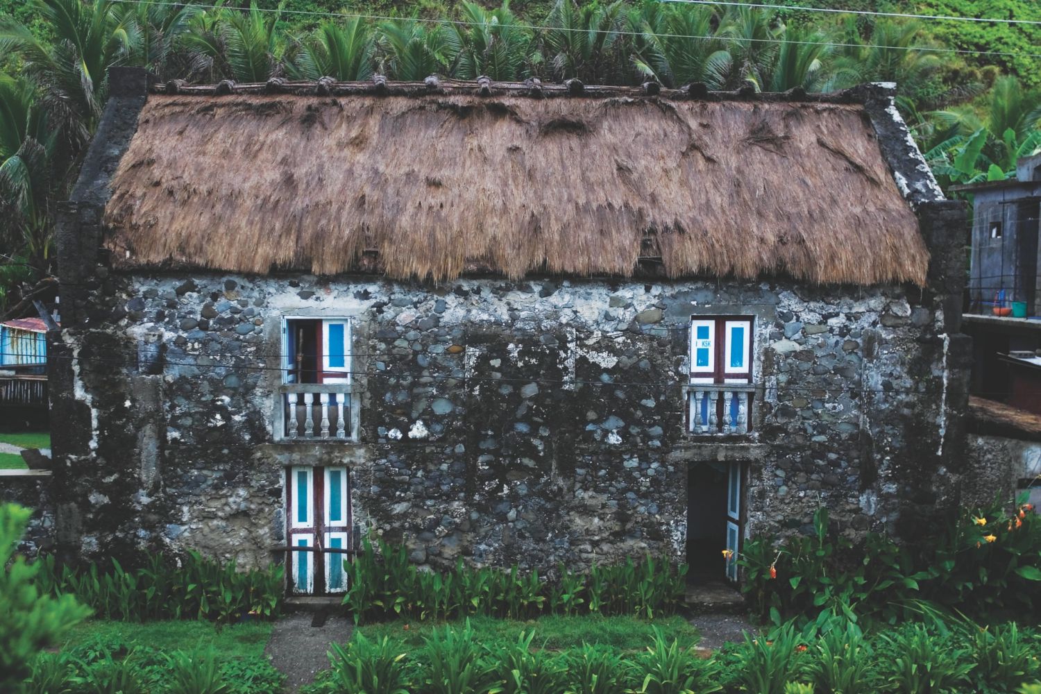 Neal Oshima: Documenting Philippine Culture Through Photography ...