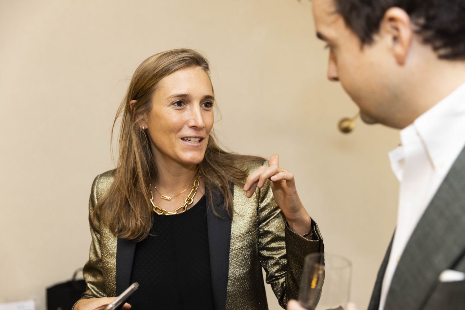 Hong Kong Entrepreneurs Join Roundtable Discussion with Foreo Founder ...