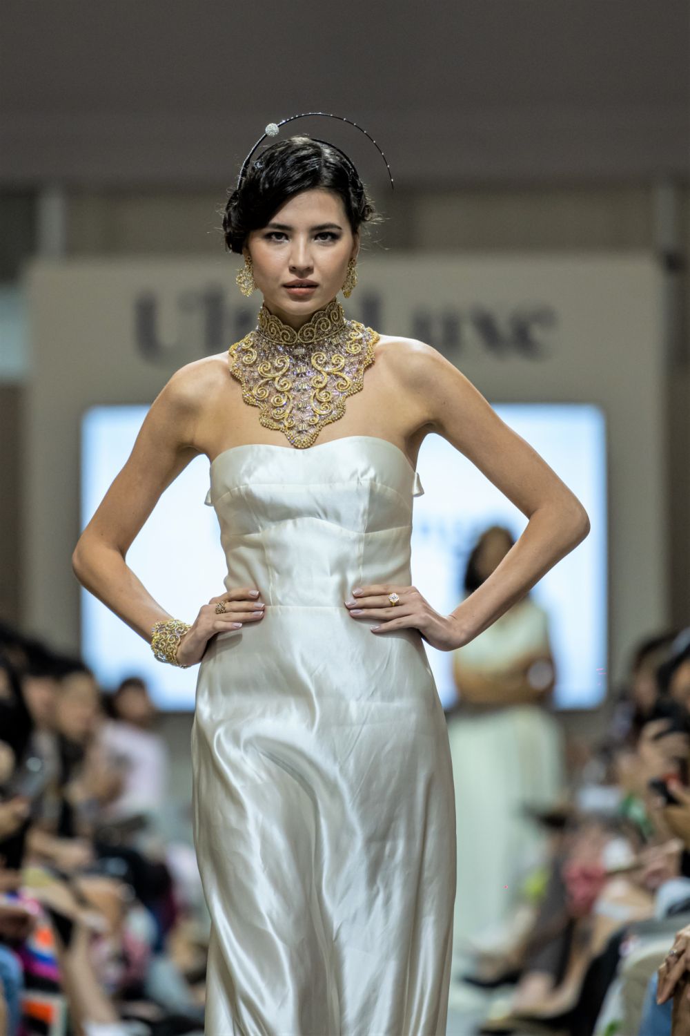 Poh Heng Couture Reveals Another Dazzling Facet Of Beloved Local ...