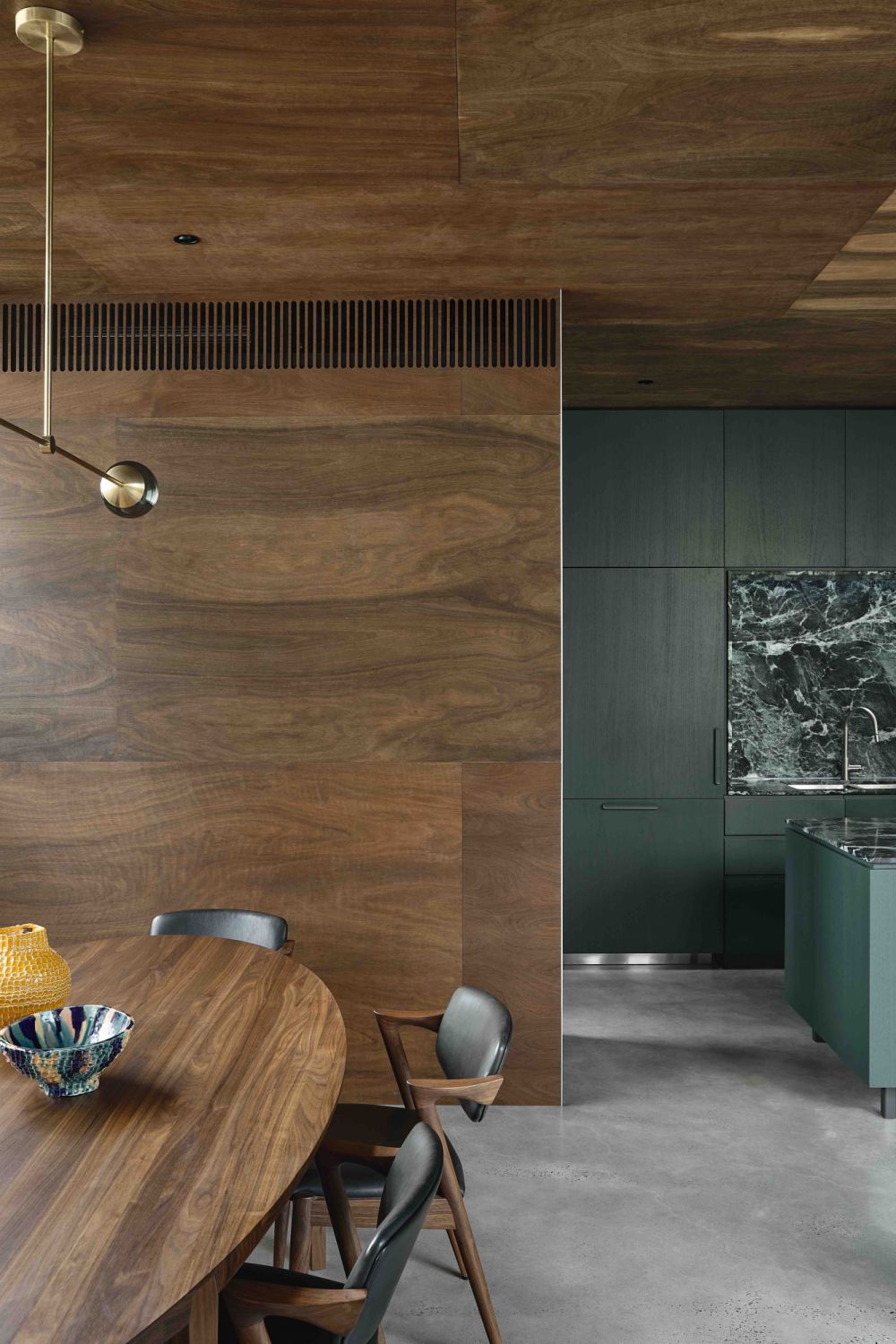 A Green Marble Kitchen That Grabs Your Attention in This Australian ...