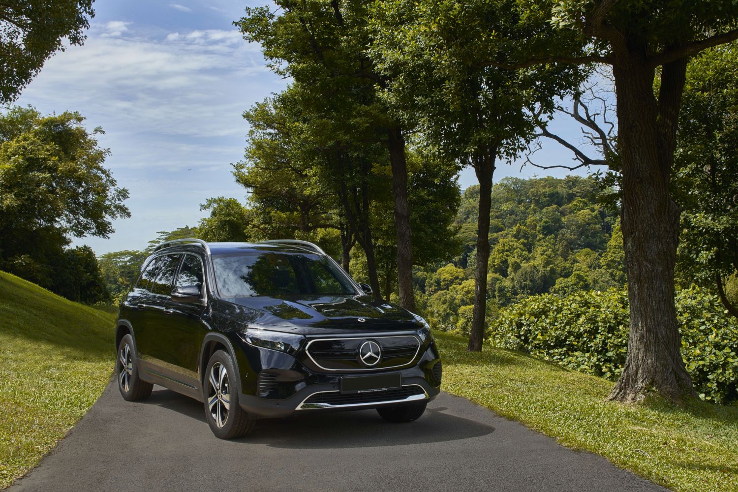 Mercedes Benz' New EQ Series Is Driving Electric Vehicles To Grand ...