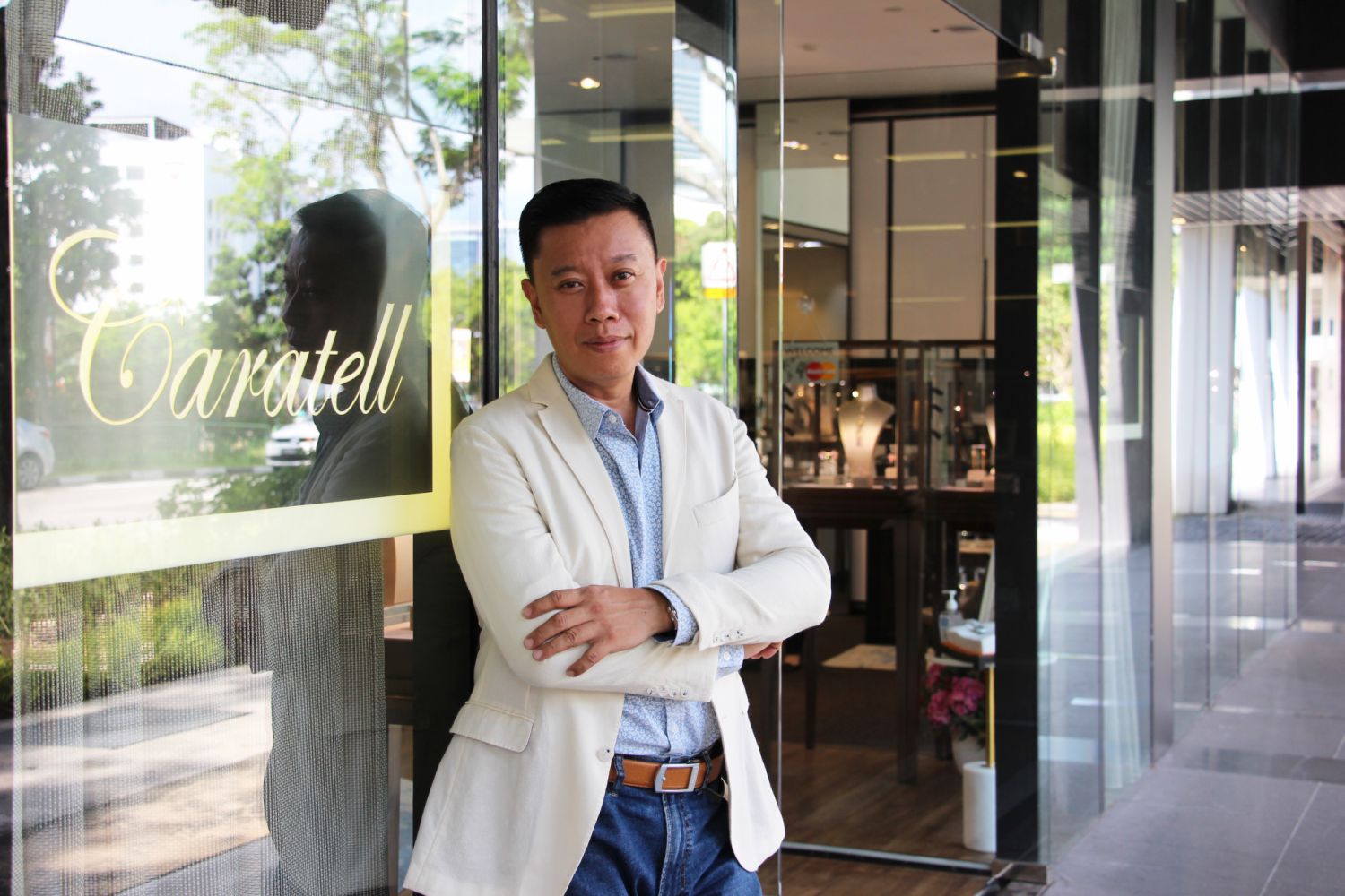 E1mc is a microchip that will transform any piece of jewellery into a ...