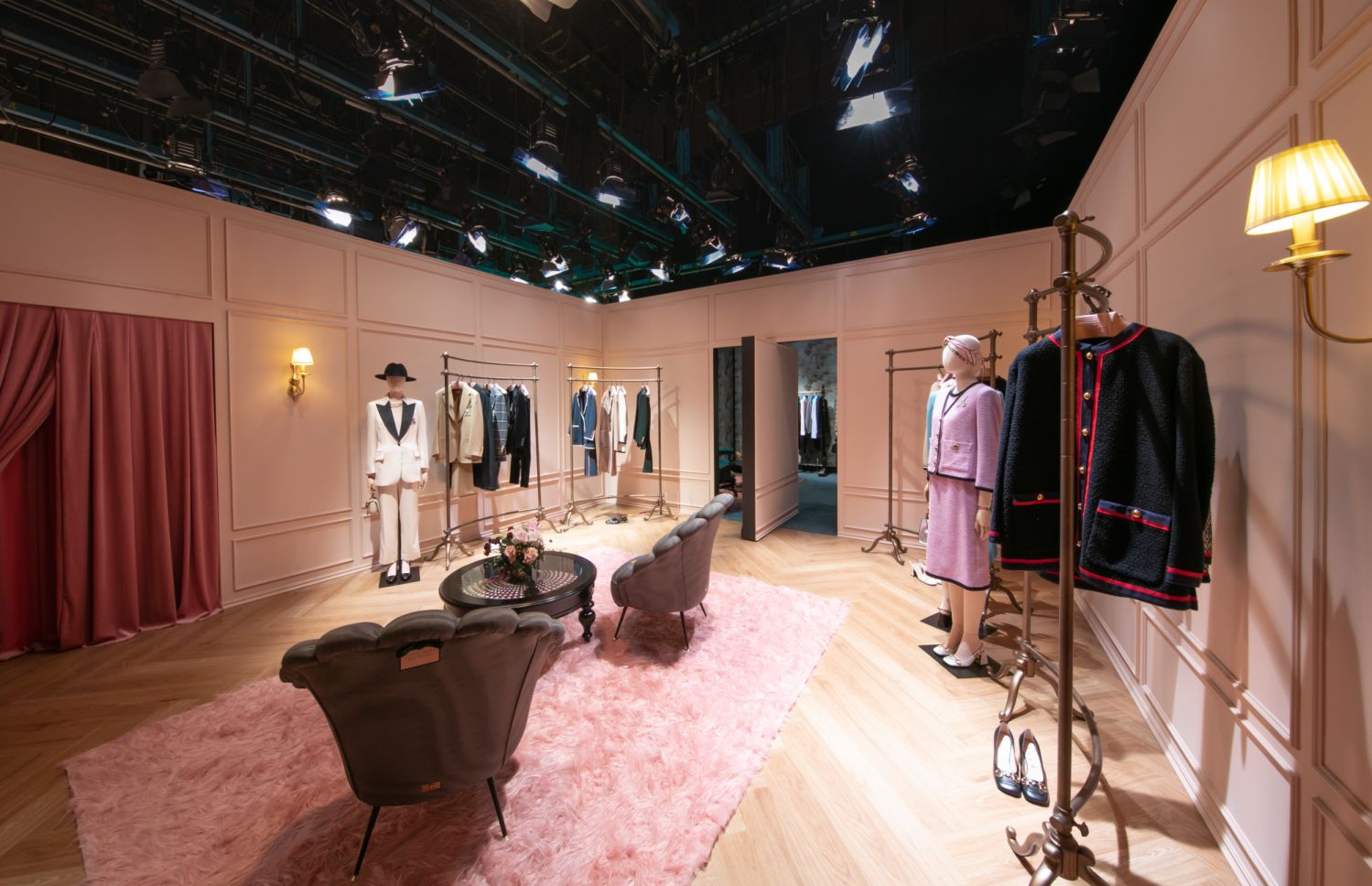 揭開 Gucci VIP 專屬奢華訂製面紗：珍稀皮革應有盡有、浮誇禮服超吸睛，竟還藏隱藏版暗室！ | Tatler Asia