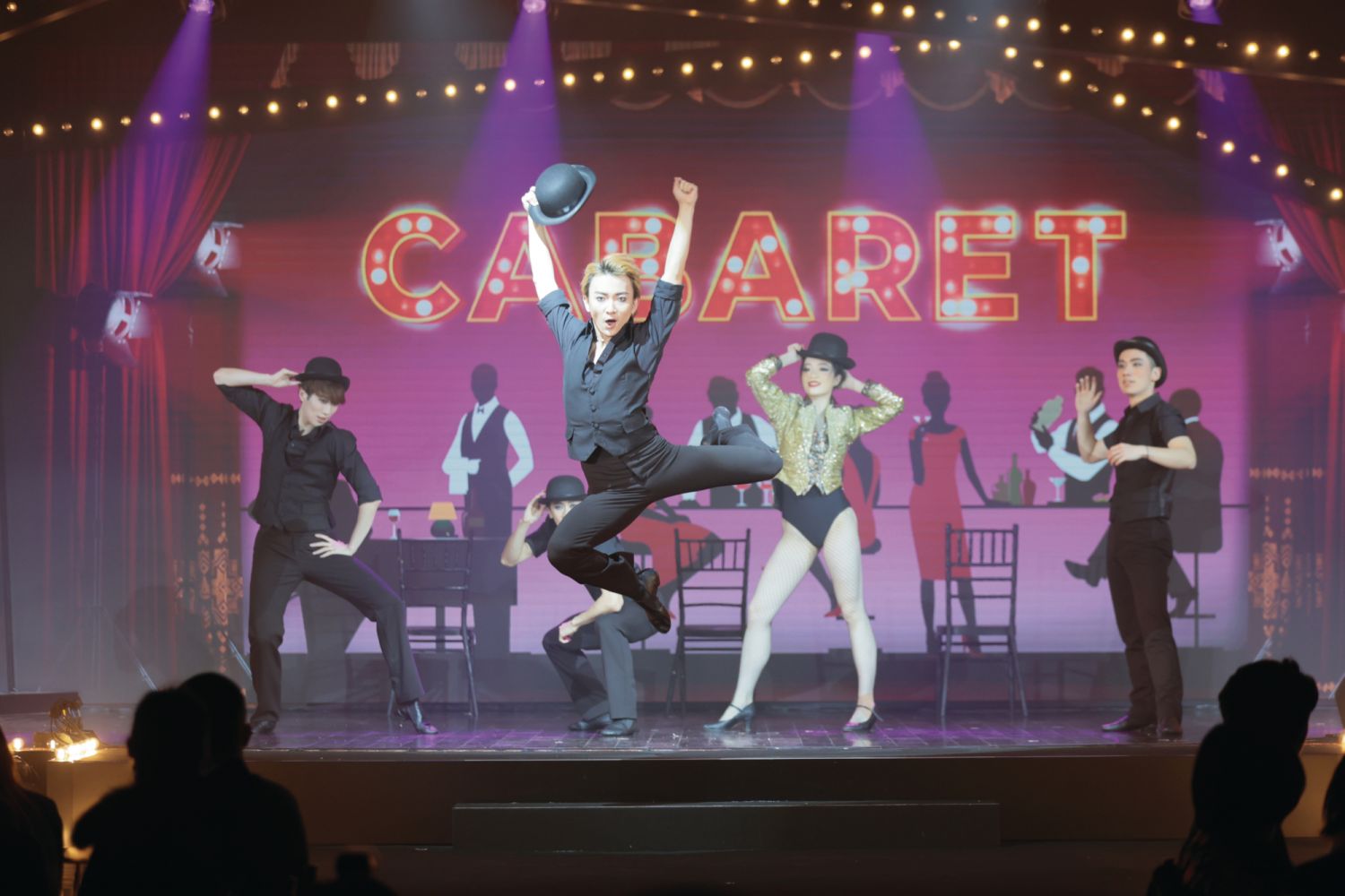 Making Minnelli proud: Inside the 2022 APA ball at the Grand Hyatt Hong ...