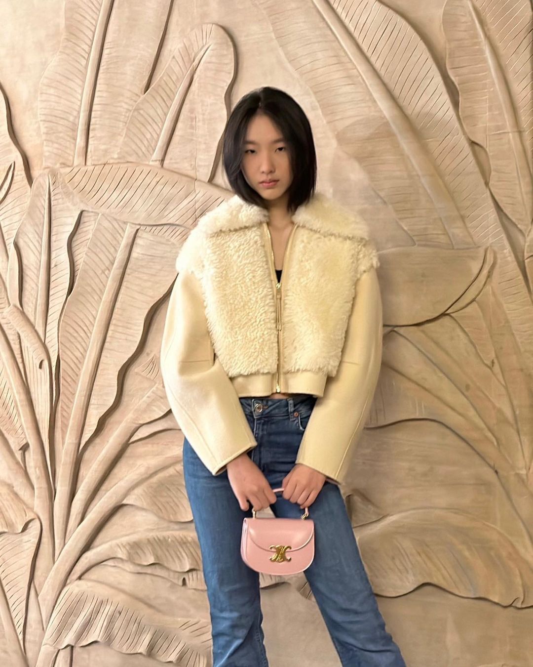 【Celine包款推薦】Blackpink Lisa、Jessica搶先入手櫻花粉Triomphe：讓你「甜」滿2023年 | Tatler Asia