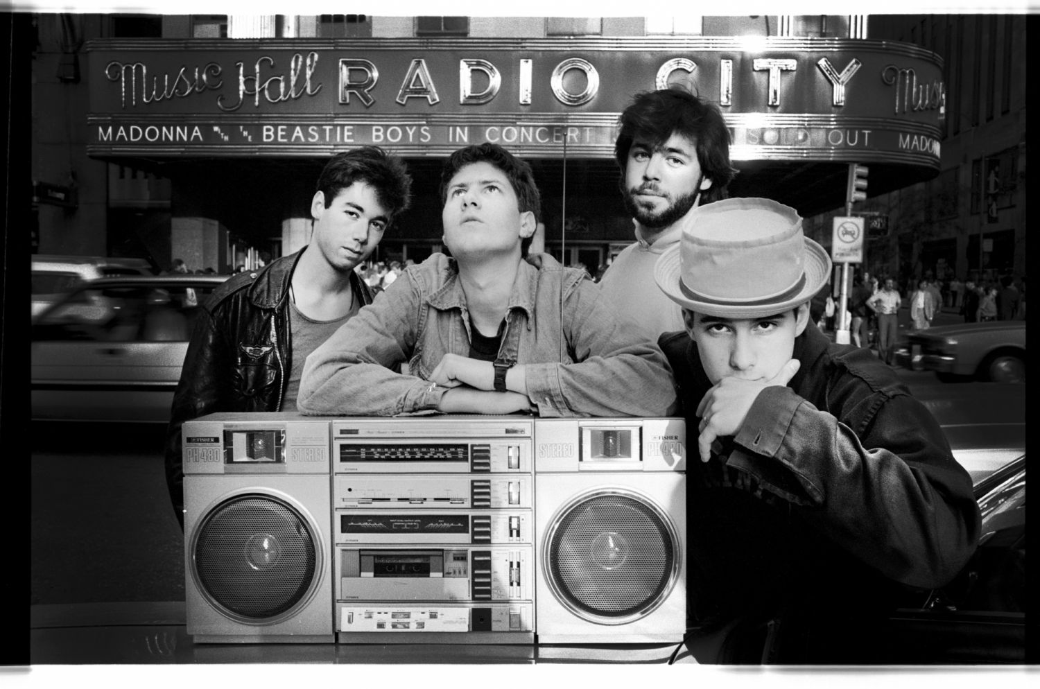 Sejarah Perjalanan Musik Hip Hop dalam Eksibisi Fotografi “Hip Hop ... Sejarah Perjalanan Musik Hip Hop dalam Eksibisi Fotografi “Hip Hop ...