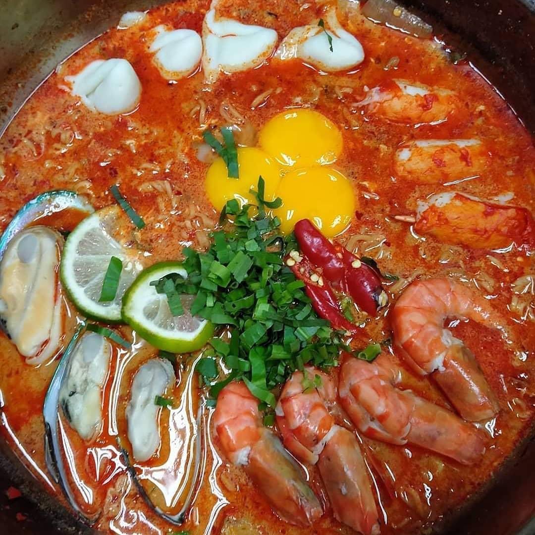 Little Rara Thai Noodle House | Tatler Asia