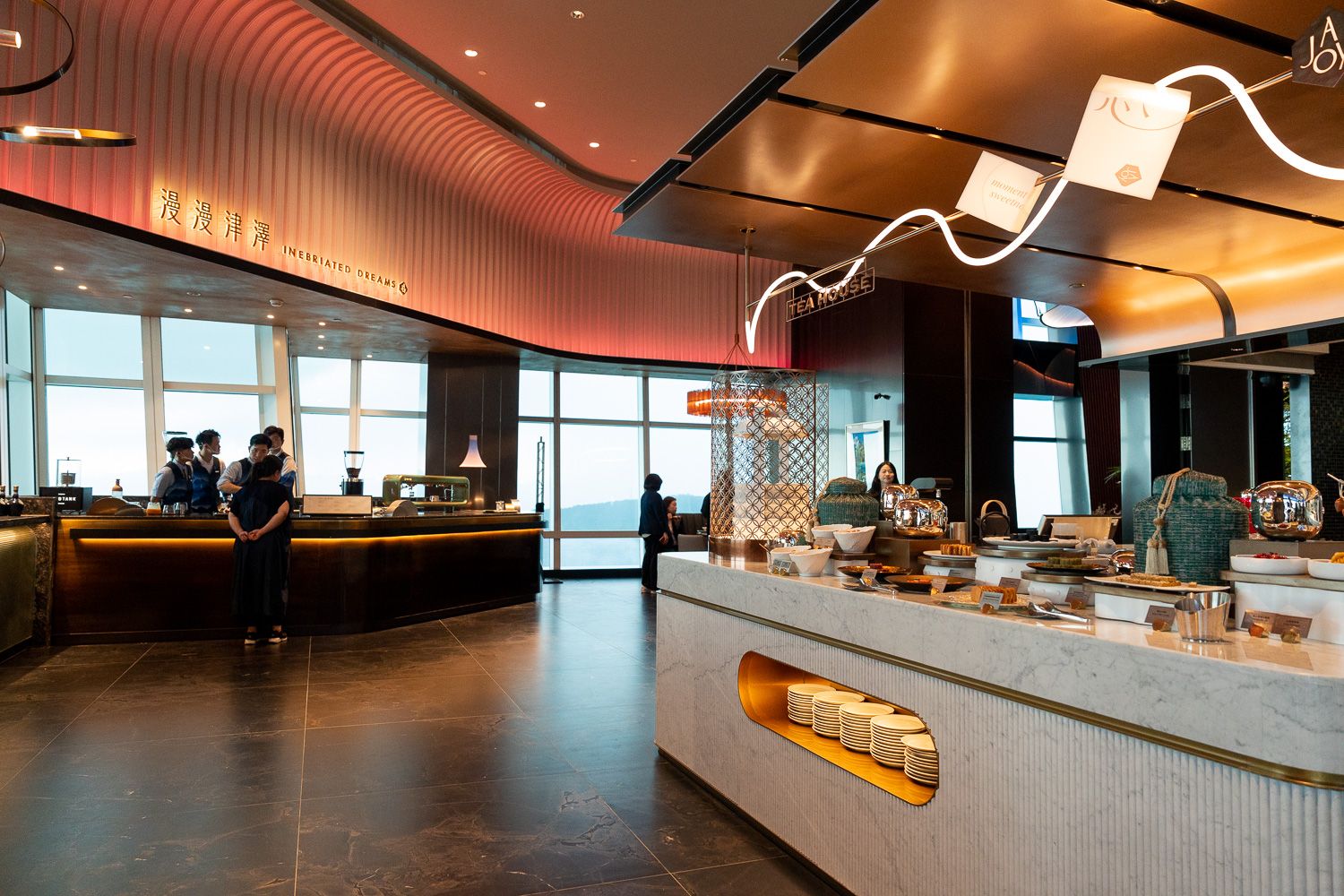 全台最豪奢Buffet「饗 A Joy」進駐台北101第86樓！縝密「山、海、原、城」沉浸式餐飲體驗、必點菜色一次看！ | Tatler Asia