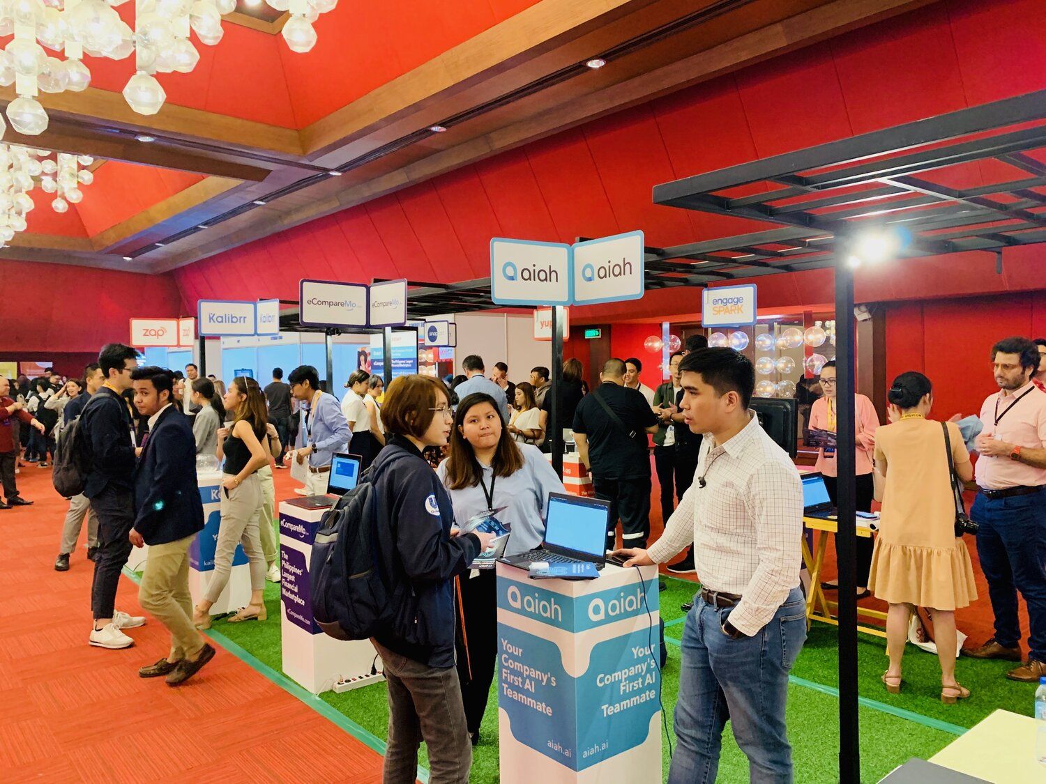 Minette Navarette, a major player in the startup world, shares insights ...