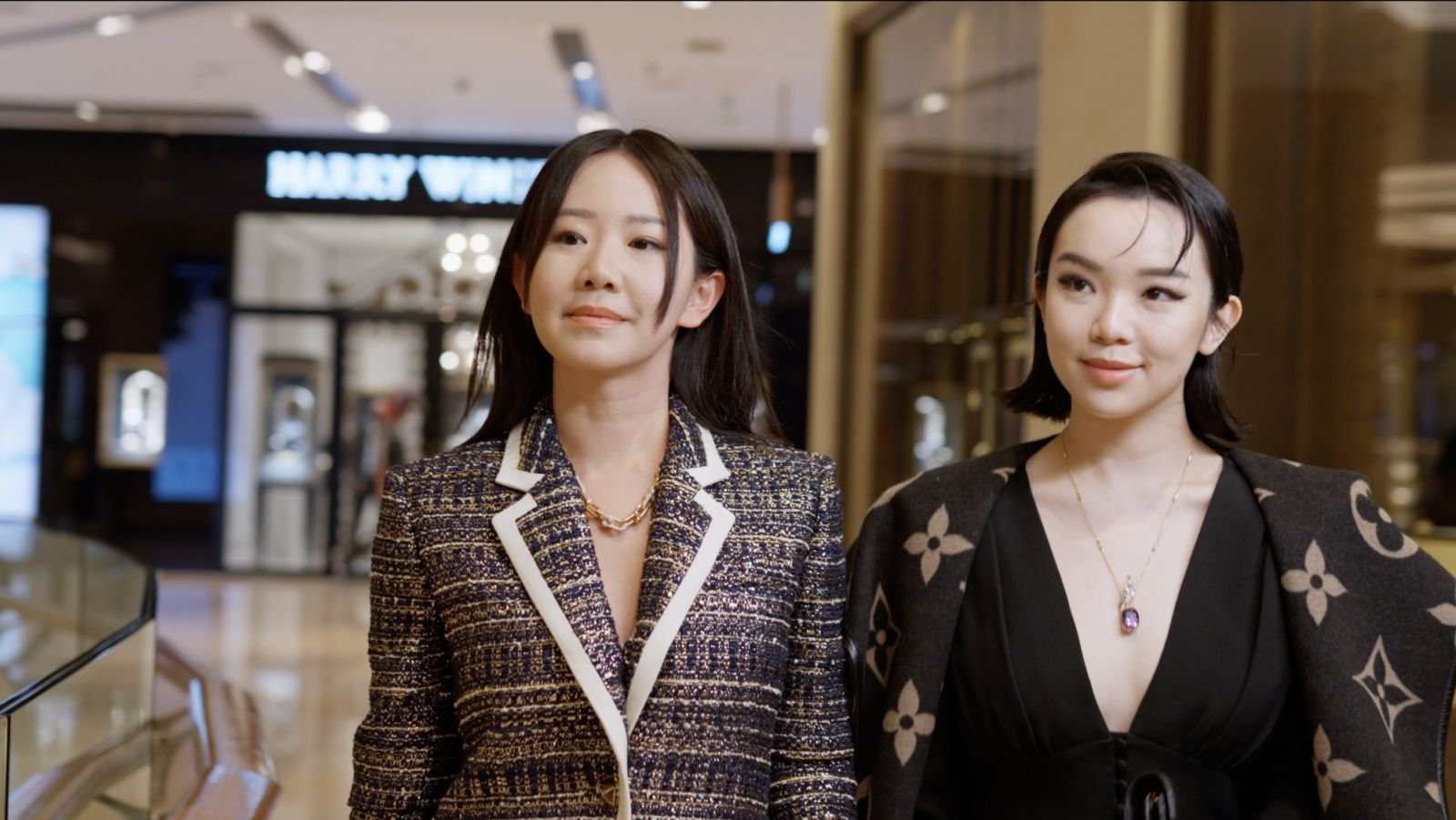 Watch Jessicacindy Hartono and Willabelle Ong savour a watch and ...
