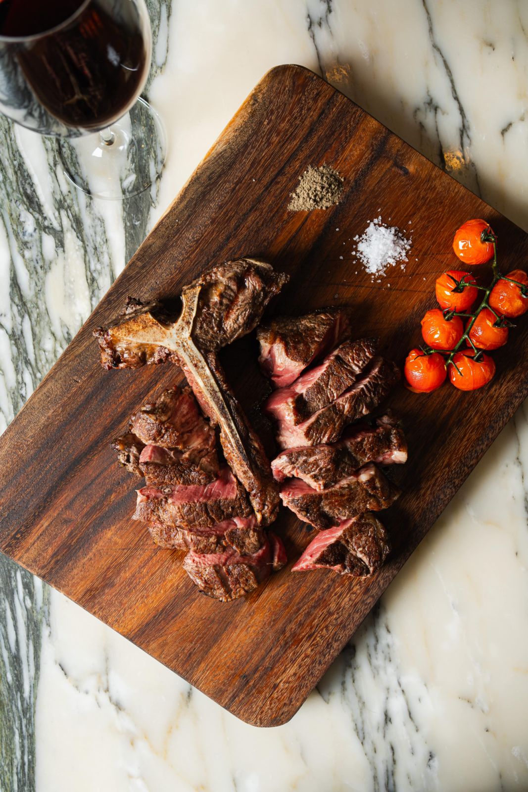 Chef Andrea Spagoni of Finestra Italian Steakhouse unveils new menu at ... Chef Andrea Spagoni of Finestra Italian Steakhouse unveils new menu at ...