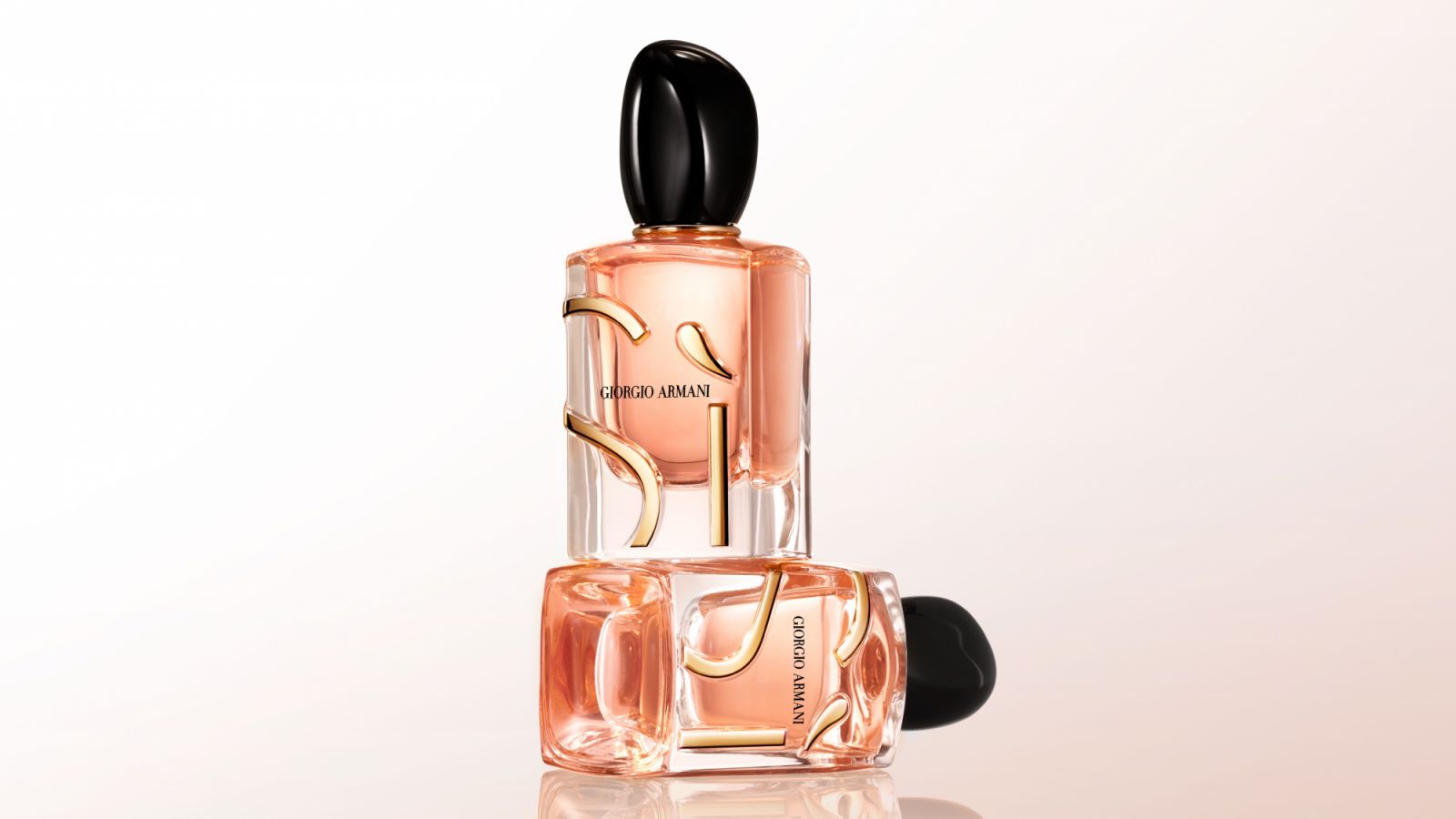 The new Sì Eau de Parfum Intense by Armani Beauty is an ode to saying ...