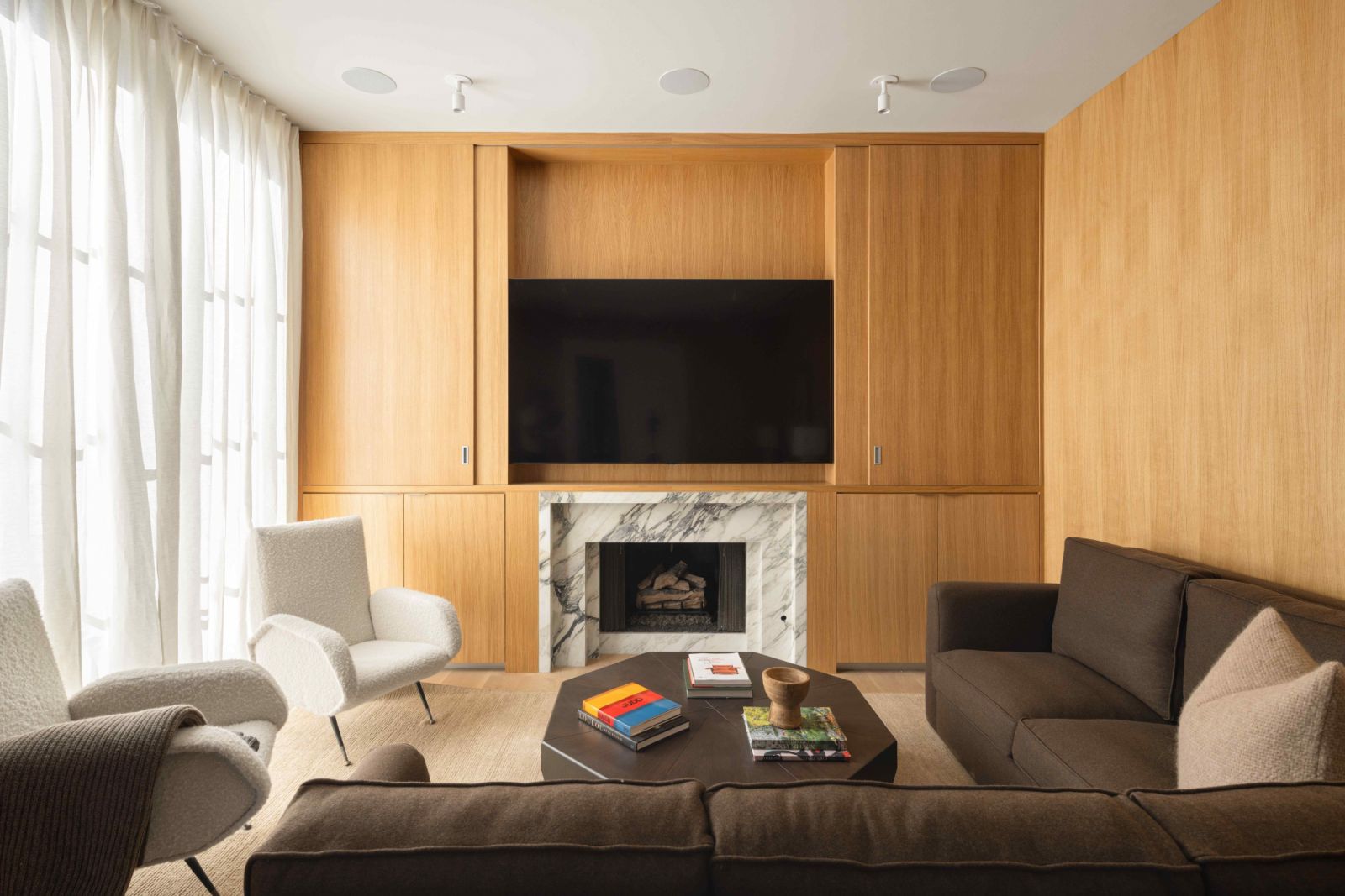 Home tour: A contemporary makeover for an original 1940s John Elgin ...