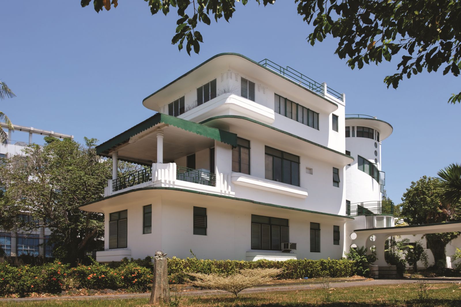 Home tour: A sneak peek inside the art deco mansion Daku Balay in ...