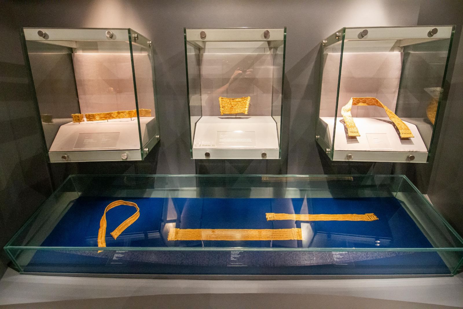 Surigao gold treasure from the Ayala Museum and Bangko Sentral ng ...