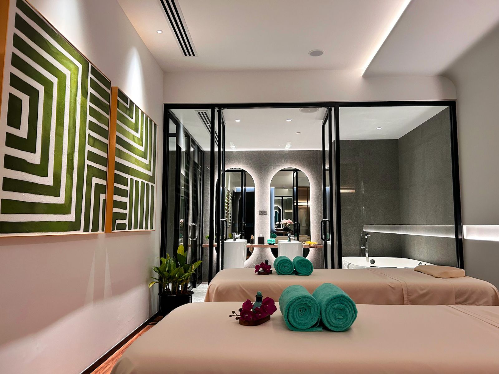 Here are 5 reasons why you should visit Le Spa & Wellness at One World ...